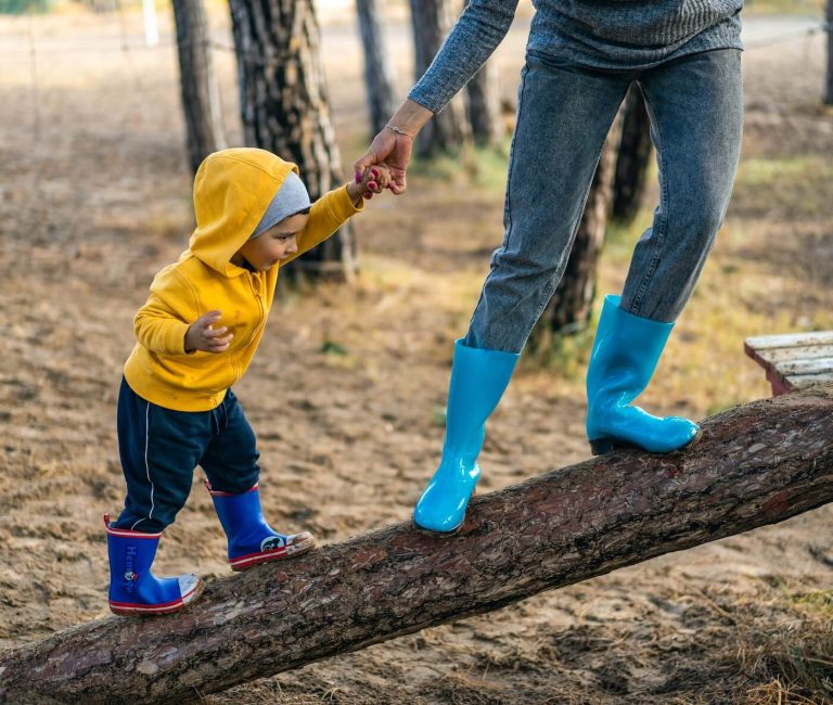 Secure Attachment in Babies and Toddlers: Signs and Development