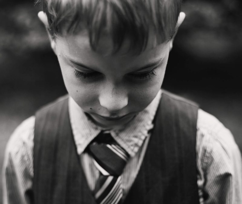 Anxious Avoidant Attachment Style: Causes and Signs - AP