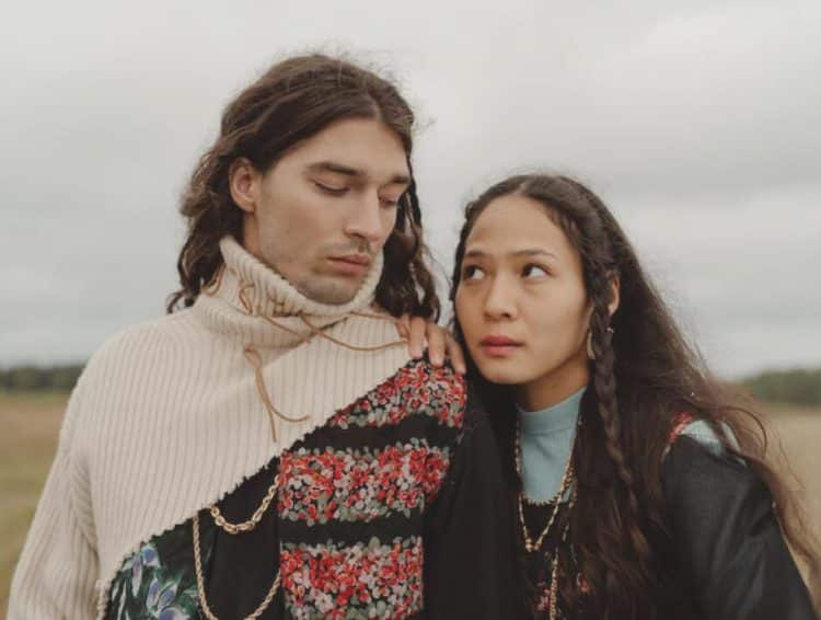 What is Limerence? Definition and Stages | Attachment Project